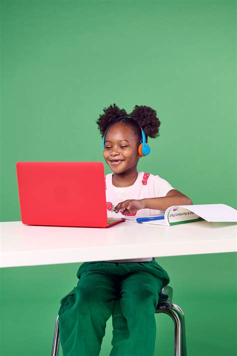 Self Paced Reading Support Marker Learning