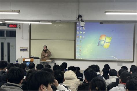 厉兵秣马，从容应战——土建学院组织学生进行高等数学模拟测验与学业指导 山东科技大学新闻网