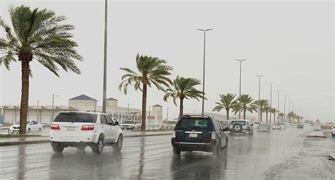 الدفاع المدني يدعو إلى أخذ الحيطة من هطول الأمطار الرعدية وعواصف ترابية