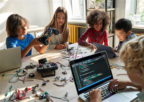 Vex Robotics Switch Feature In Vexcode Simplifies Block Based To Python