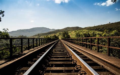 Rails Asynchronous Processing