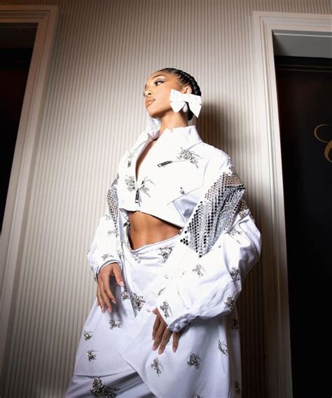 Pin On The Queens Uni Outfits Lori Harvey Outfits