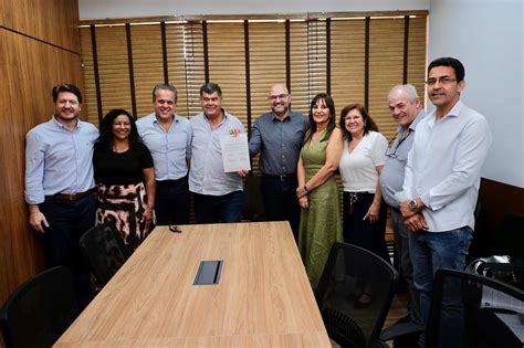Cassems Sempre A Frente Cuidando De Você