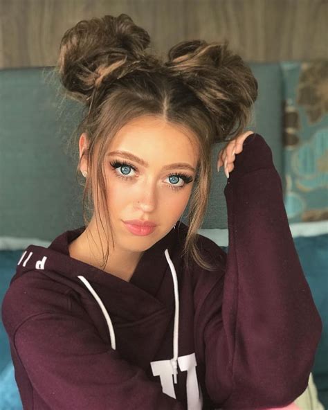 Chloe Roses Instagram Twitter And Facebook On Idcrawl