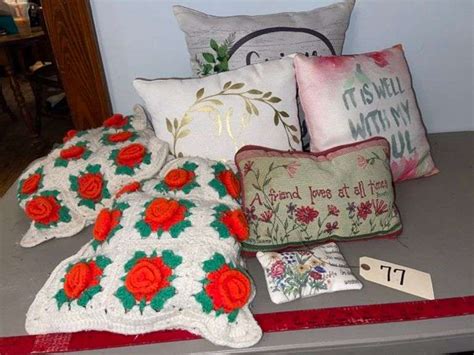 Decorative Pillows • Living Room Duck Soup Auctions
