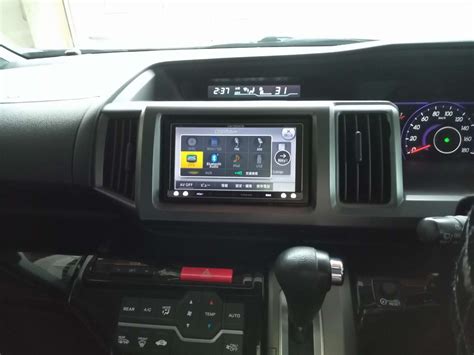 ホンダ、ステップワゴンスパーダ。純正ナビ交換、メモリー楽ナビ取り付け。純正モニター接続、純正バックカメラ接続。青森県八戸市。持ち込み取付。取付