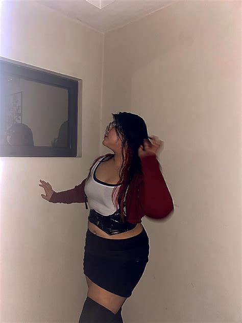 15f Who Are Yall Going As For Halloween Guess Whos Mine🐒 Honestly