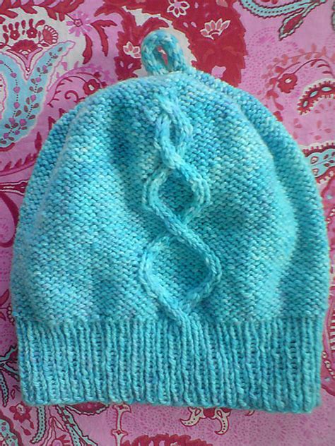 Ravelry Cable Motif Hat Pattern By Sonea Delvon