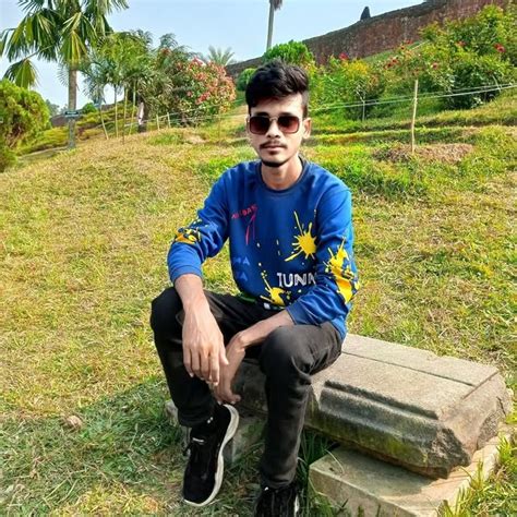 Rabby Chowdhury Rabbychowdhory • Threads Say More