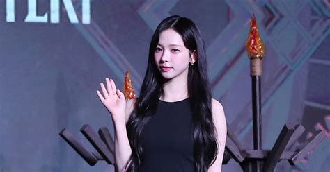 포토 에스파 카리나 청순 매력