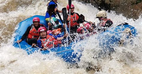 White Water Rafting Adventure In Kuala Kubu Bharu Klook Malaysia