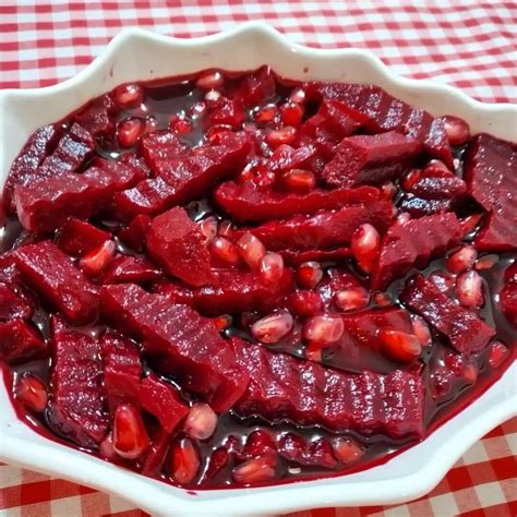 طرز تهیه ترشی لبو و انار قرمز و خوشرنگ مرحله به مرحله