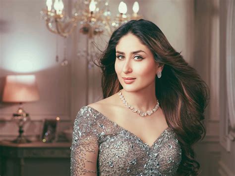 Kareena Kapoor Bollywood Actress Hd Wallpaper Rare Gallery