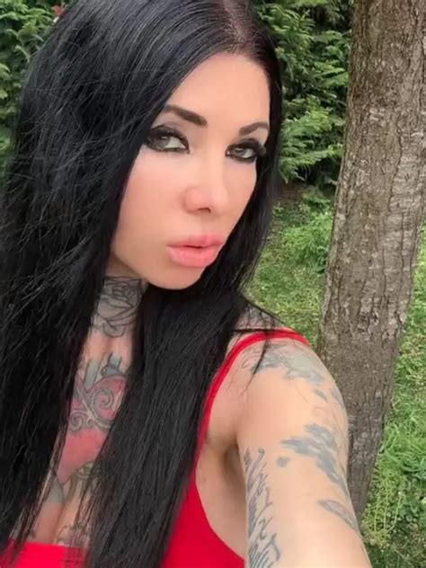 Megan Inky Biowiki Age Height Weight Net Worth Wikiindetail