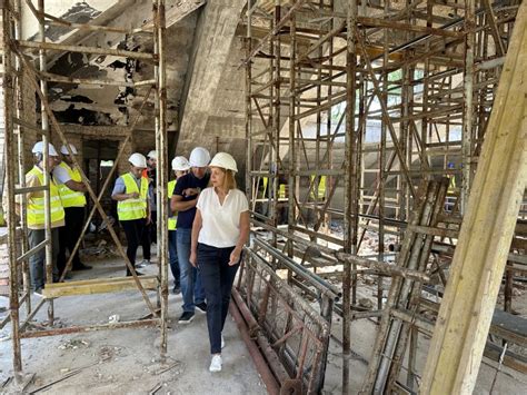 Продължава реставрацията на минералната баня в „Овча купел“ Снимки По света и у нас БНТ Новини