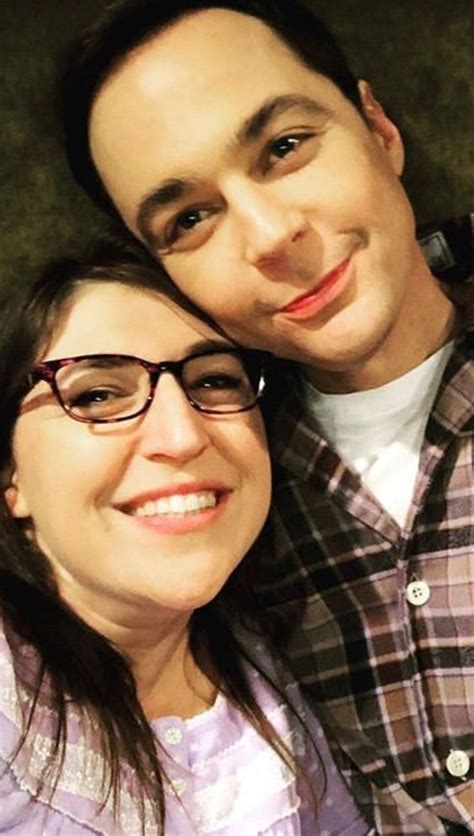 Mayim Bialik And Jim Parsons On The Set Of The Big Bang Theory Big