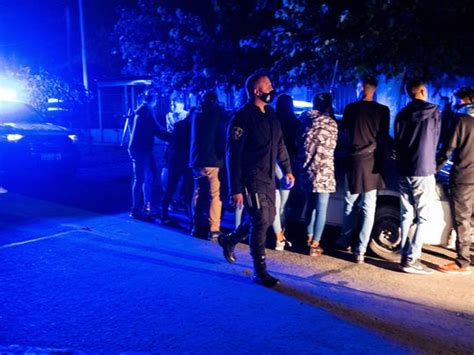 Balcarce Impiden Dos Fiestas Clandestinas Con 100 Y 200 Personas Mdpya