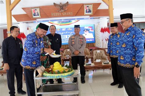 Cek Kesehatan Dan Donor Darah Peringati HUT Korpri Ke SUARA NGAWI