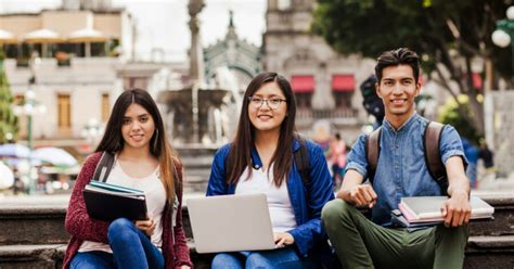 Más Títulos Menos Aprendizajes Crecen Los Egresados De Secundaria