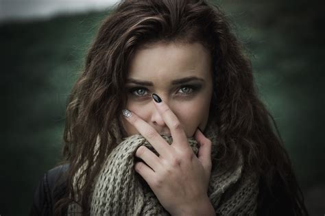 Wavy Hair Brunette Model Portrait Green Eyes 500px Women