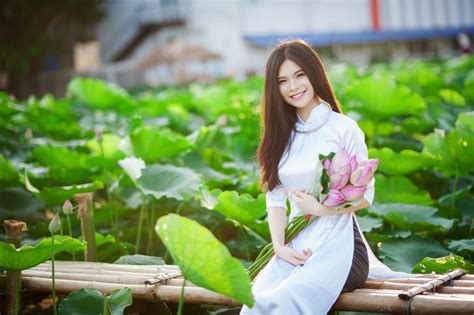 Vietnam Beautiful Girls P38