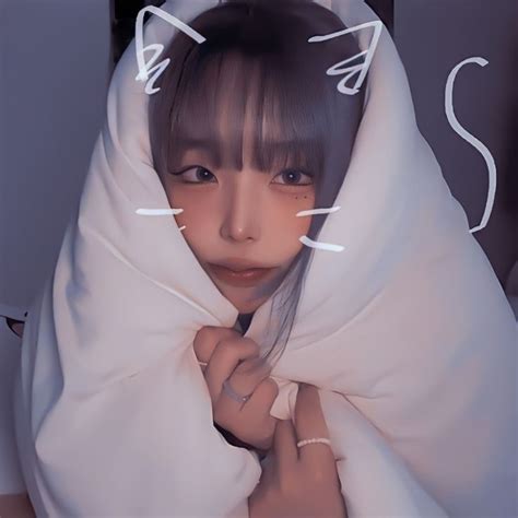 Pin Van Hr🫧 Op Ulzzang Girl
