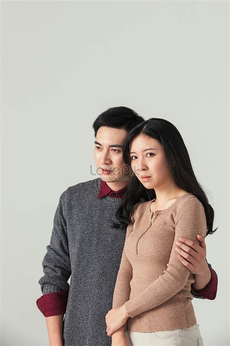 젊은 커플 가정 감기 폭력 사진 무료 다운로드 Lovepik