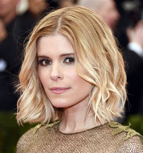 30 Short Wavy Hairstyles For Bouncy Textured Looks