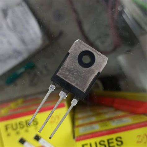 2SC3552 C3552 Transistor 12A 1100V 150W Silicon C3552 NPN Transistor TO ...