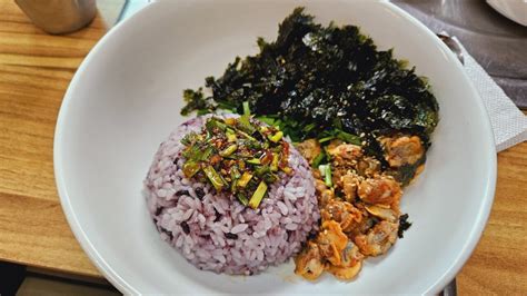 백반집에서 꼬막 비빔밥 음식여행 에펨코리아