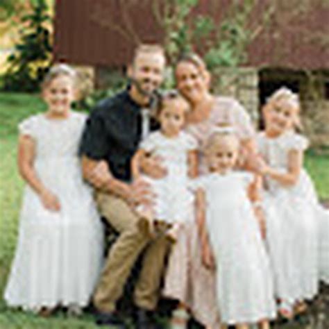 Daniel And Emma Lynn Glick Youtube