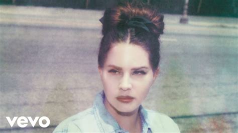 Lana Del Rey Did You Know That Theres A Tunnel Under Ocean Blvd