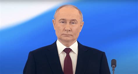 Путин уволил Цаликова Панкова и Шевцову с должности замминистров