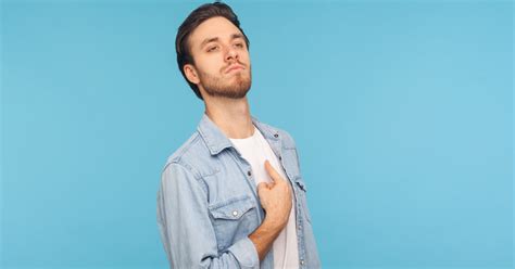 7 Indicators That You Are Very Self Centered And Have Little Empathy