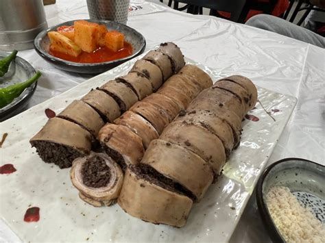 부안 할매피순대 진짜 리얼로 솥뚜껑에서 순대를 만드시는 현지인해장 부안 할매피순대 네이버 블로그