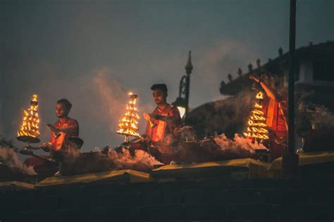 Ganga Aarti Rishikesh The Maha Aarti Veena World
