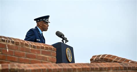 Us And China Restore Military Dialogue The New York Times