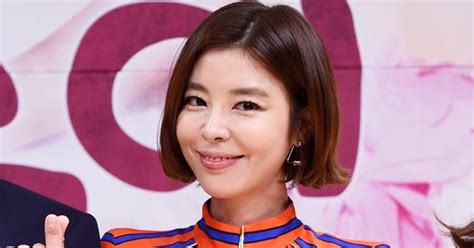 두산 3일 한화전 배우 김규리 승리 기원 시구자로 초청