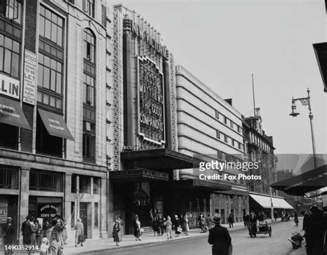 Our Golden Age Cinema Photos And Premium High Res Pictures Getty Images