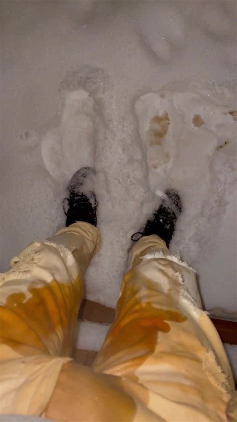 Pissing My Pants Part One On Christmas Thisvid Com