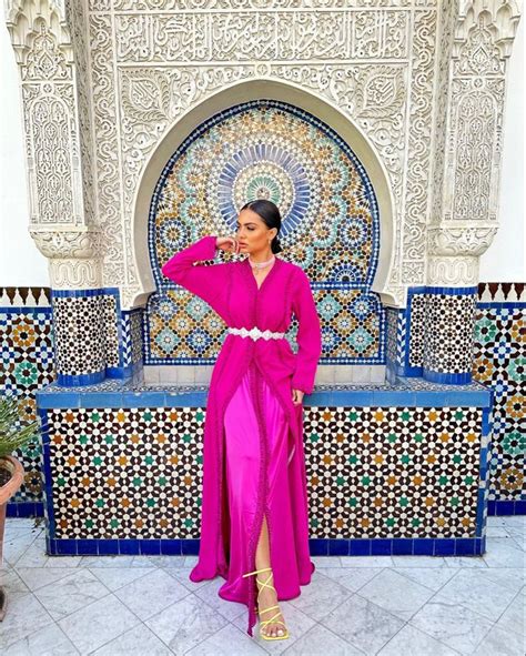 Moroccan Takchita 🇲🇦 En 2024 Fond Décran Coloré Mode Femme Mode