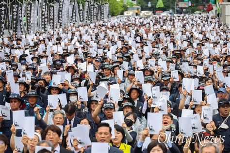 ‘영원한 건설노동자 양회동 노동시민사회장이 21일 엄 오마이포토