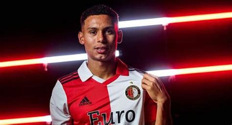 Debut Marcos López en Feyenoord peruano debutó como titular y jugó los minutos en triunfo