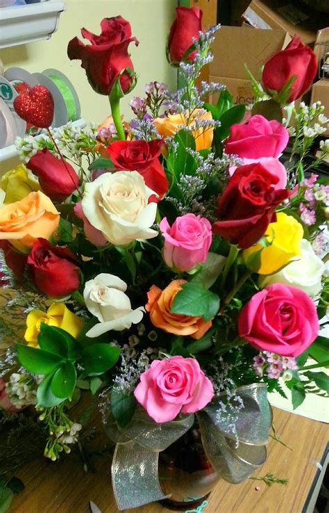 2 Dozen Kaleidoscope Roses | indoorjungleflorist