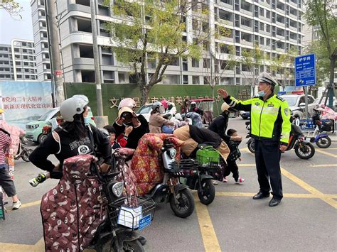 一盔一带 平安相伴——“老唐说交通”校园守护行动走进新沂市青年路幼儿园校园之窗新沂教育