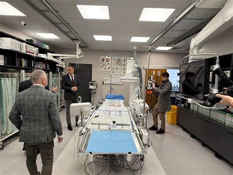 Нов високотехнологичен учебен център за студентите медици от Бургаския държавен университет