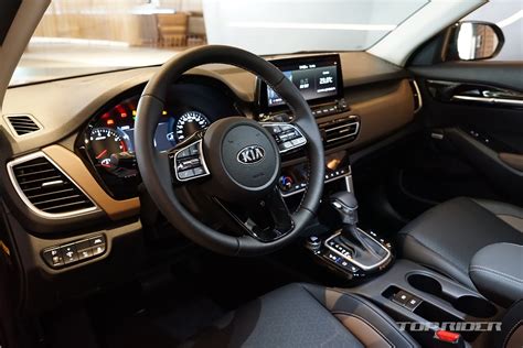 기아차 셀토스 실차로 살펴본 강점은 실내공간