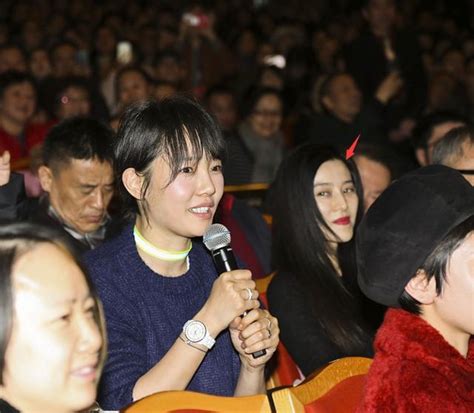 白百合現身某活動被拍，網友：范冰冰看她的眼神搶鏡了！ 每日頭條