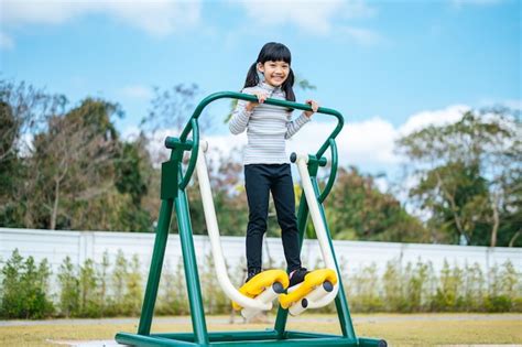 Página Fotos de Parque Juegos Dibujo Fotos de stock