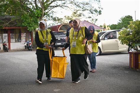 Malaysia State Polls Ph And Pn Retain Three States Each In Status Quo